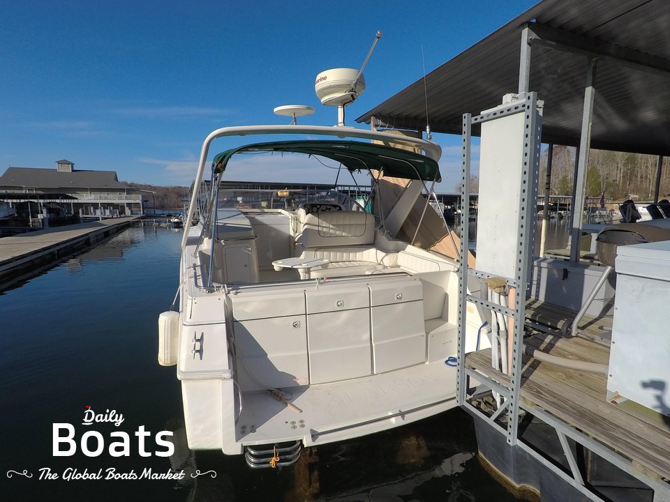 1997 Larson Cabrio 310 Mid-Cabin for sale. View price, photos and Buy ...