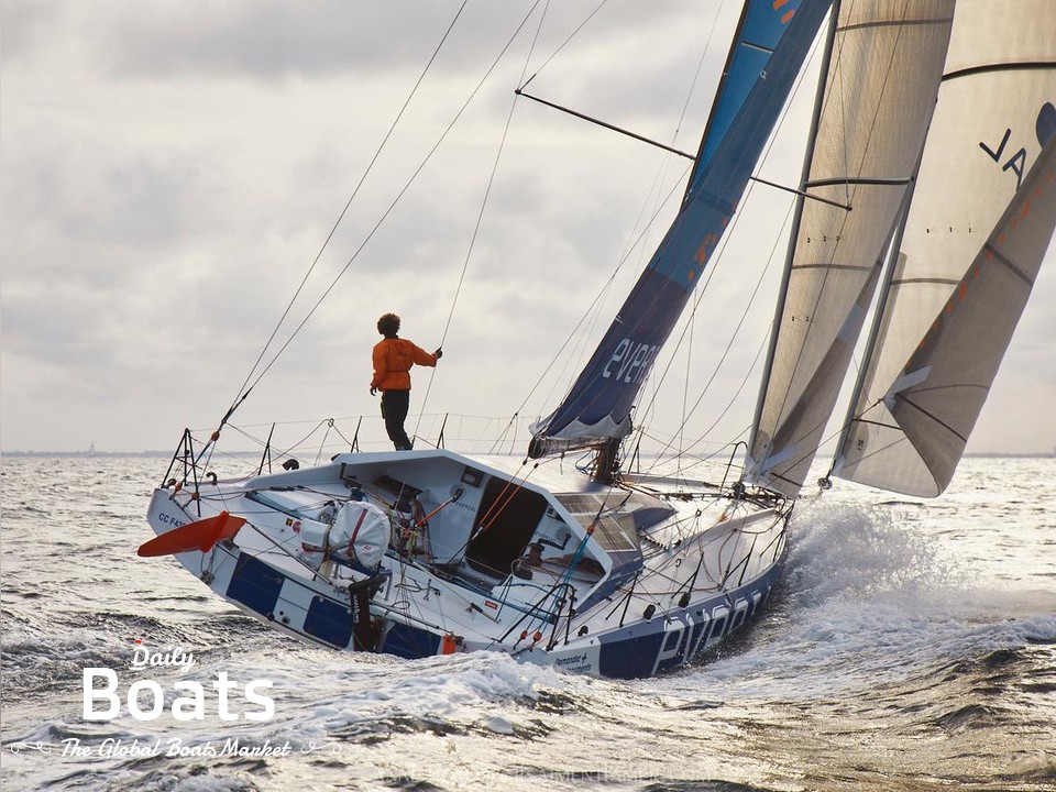 2016 Class 40 Akilaria for sale. View price, photos and Buy 2016 Class ...