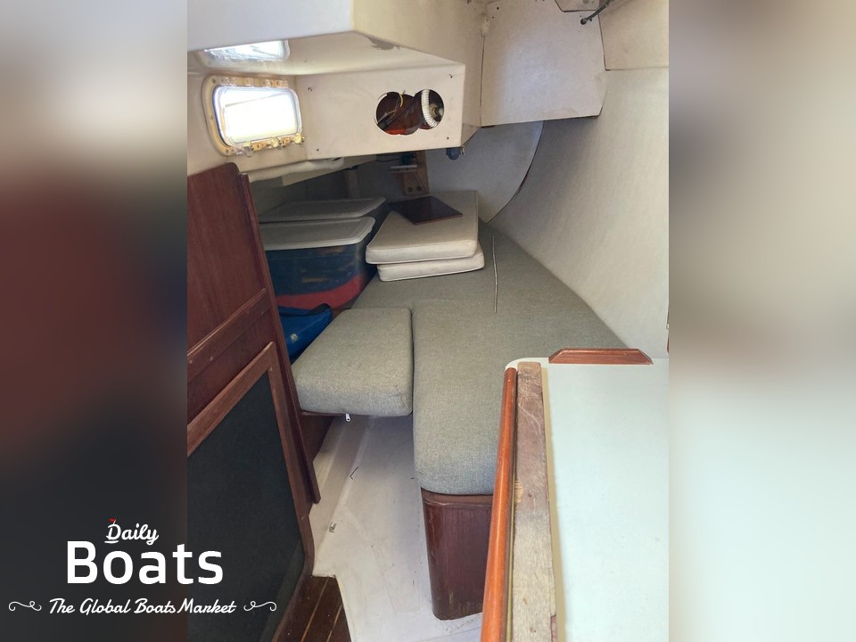 1984 Hunter 34 for sale. View price, photos and Buy 1984 Hunter 34 #291552