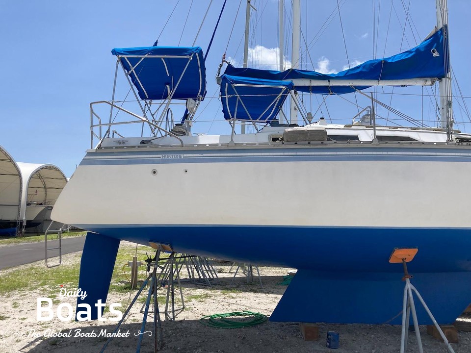 1984 Hunter 34 for sale. View price, photos and Buy 1984 Hunter 34 #291552