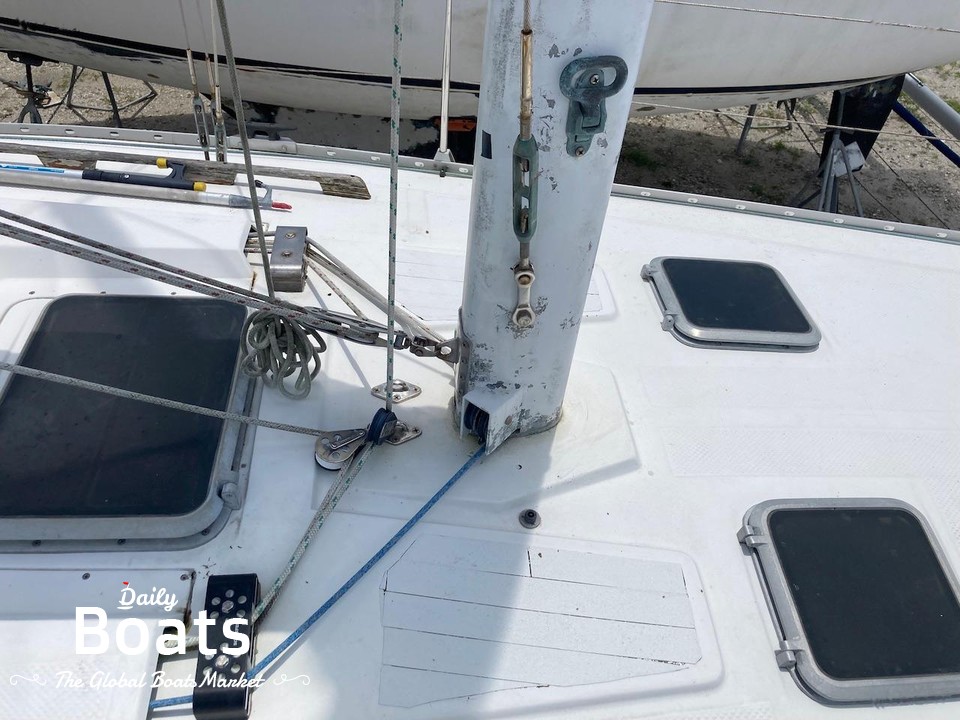 1984 Hunter 34 for sale. View price, photos and Buy 1984 Hunter 34 #291552