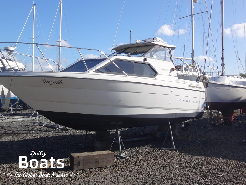 1996 Bayliner 2452 Ciera Express for sale. View price, photos and Buy ...