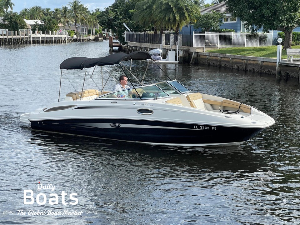 2011 Sea Ray 260 Sundeck for sale. View price, photos and Buy 2011 Sea ...