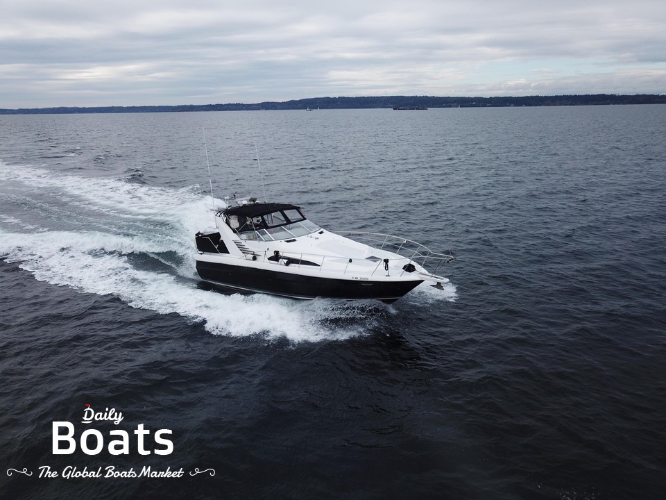 1989 Bayliner 4285 Avanti Sunbridge for sale. View price, photos and ...
