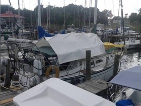 1979 Islander 32-2 for sale. View price, photos and Buy 1979 Islander ...