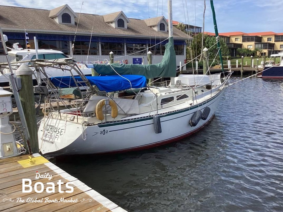 1979 Islander 32-2 for sale. View price, photos and Buy 1979 Islander ...