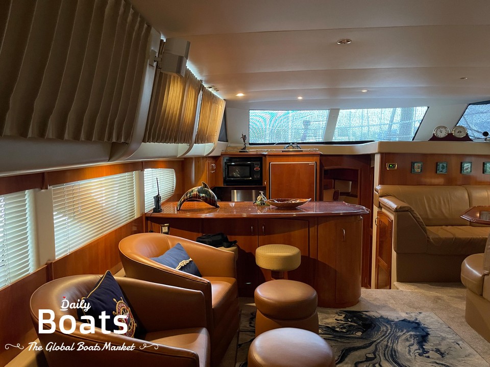 2005 Carver 46 Motor Yacht for sale. View price, photos and Buy 2005 ...