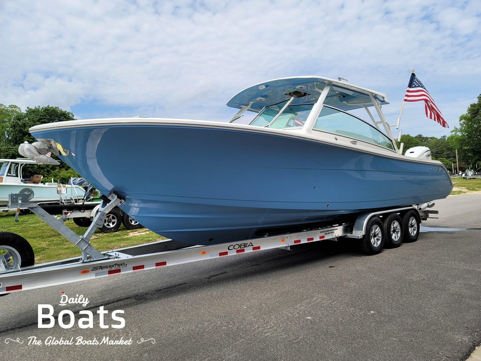 2022 Cobia 330 Dc for sale. View price, photos and Buy 2022 Cobia 330 ...