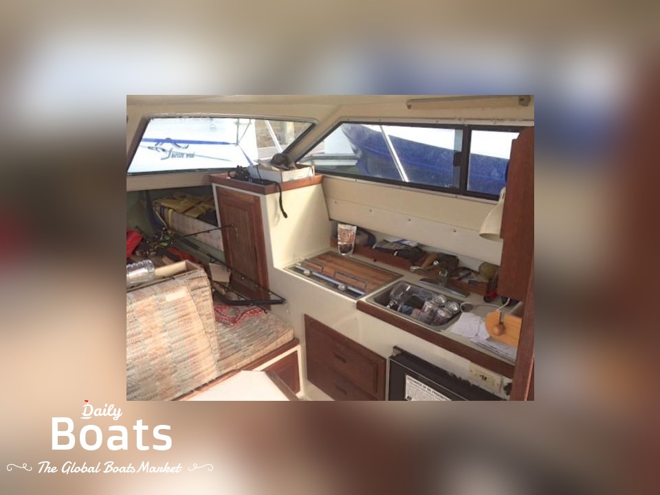 1990 Skipjack 25 Flybridge for sale. View price, photos and Buy 1990 ...