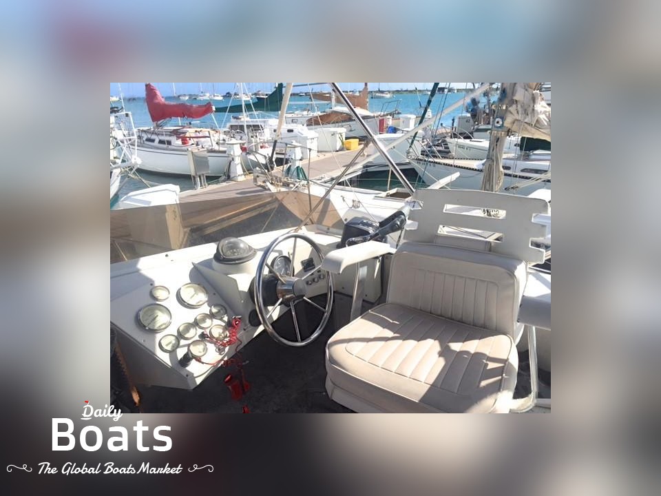 1990 Skipjack 25 Flybridge for sale. View price, photos and Buy 1990 ...