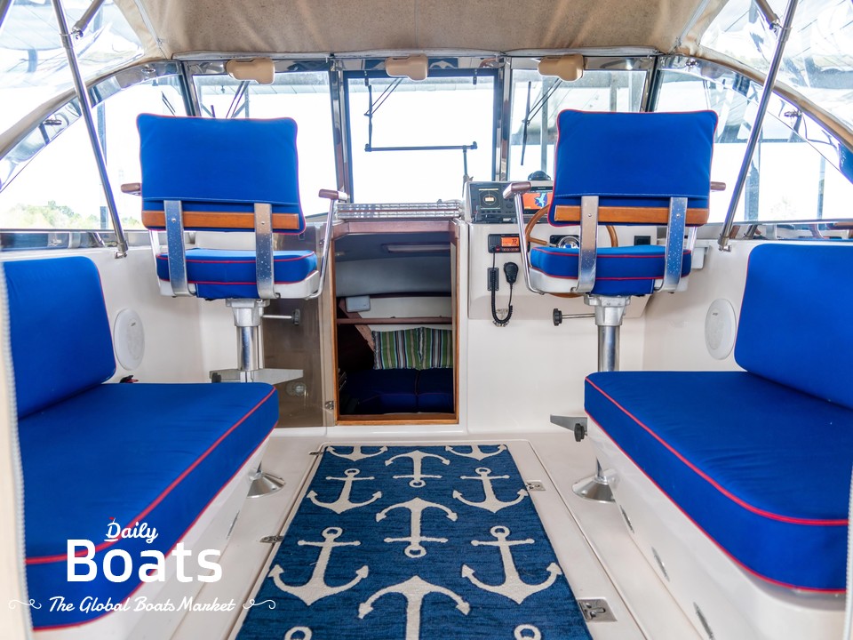 2001 Legacy Yachts 28 Express for sale. View price, photos and Buy 2001 ...