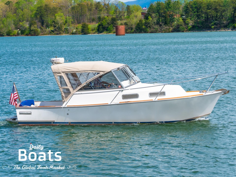 2001 Legacy Yachts 28 Express for sale. View price, photos and Buy 2001 ...