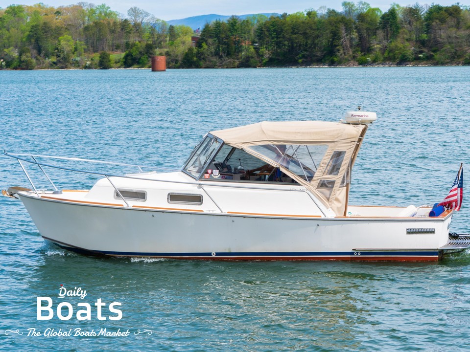 2001 Legacy Yachts 28 Express for sale. View price, photos and Buy 2001 ...