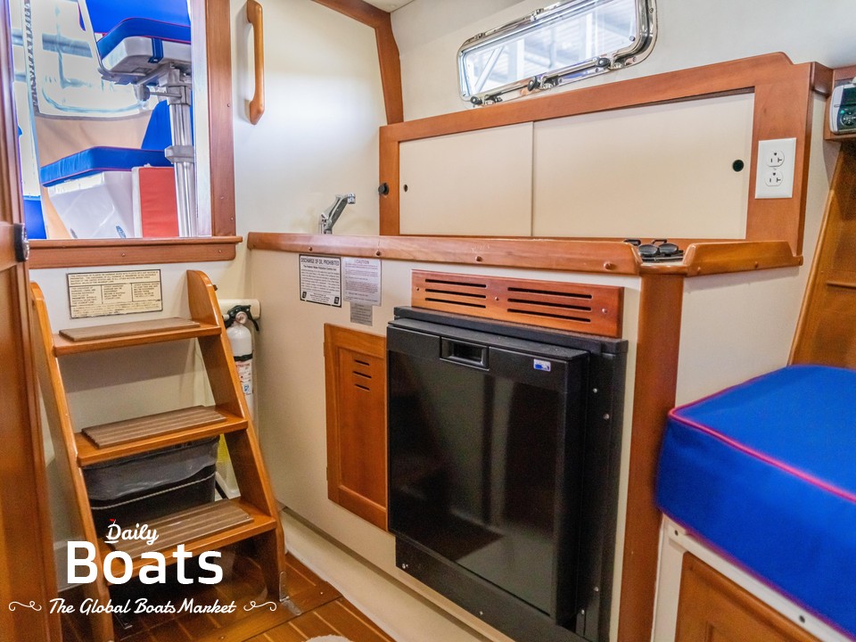 2001 Legacy Yachts 28 Express for sale. View price, photos and Buy 2001 ...