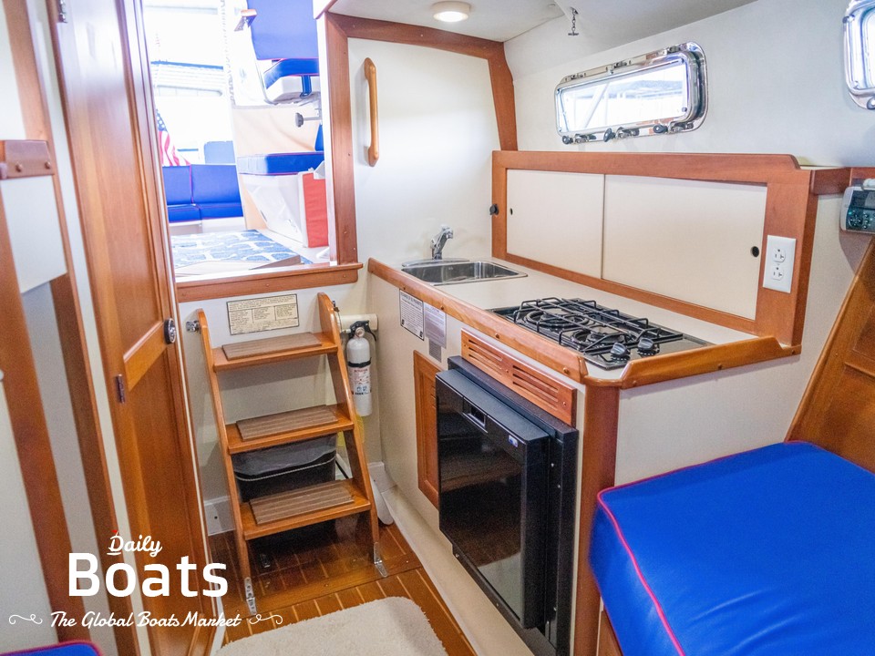 2001 Legacy Yachts 28 Express for sale. View price, photos and Buy 2001 ...