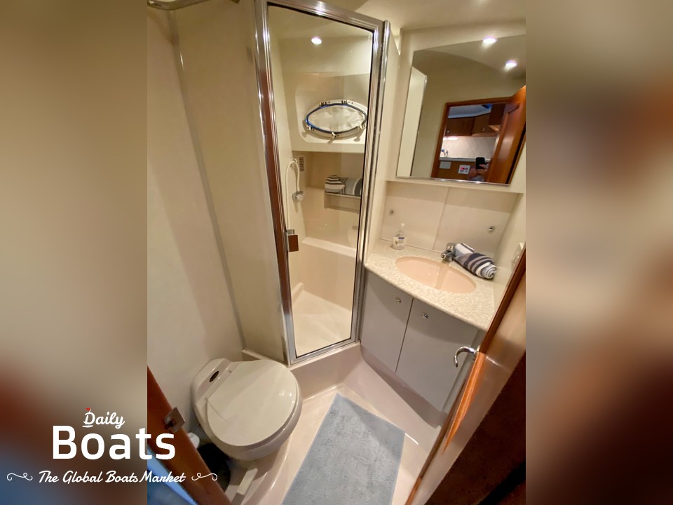 2000 Silverton 392 Motor Yacht for sale. View price, photos and Buy ...