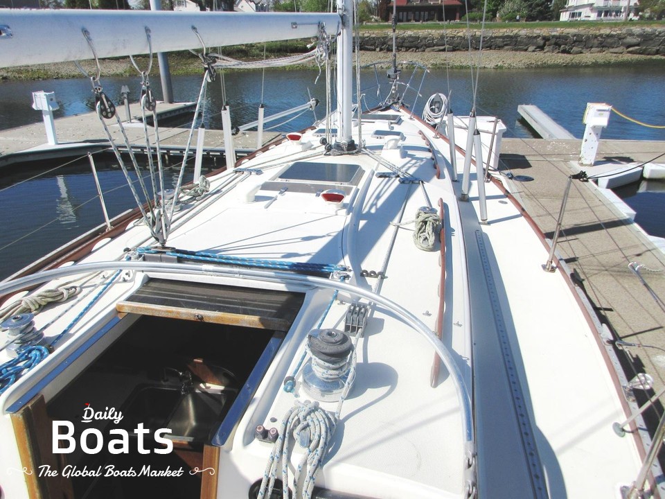 1984 Sabre 38 Mk I Cb for sale. View price, photos and Buy 1984 Sabre ...