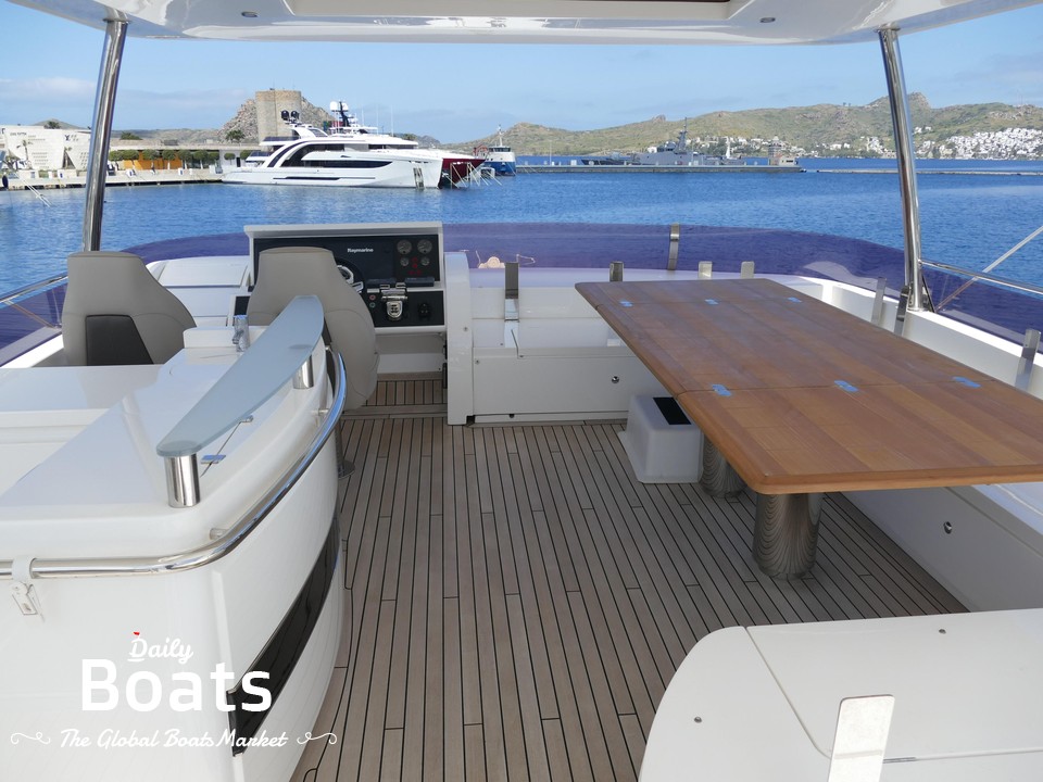 2015 Princess 72 Motor Yacht for sale. View price, photos and Buy 2015 ...