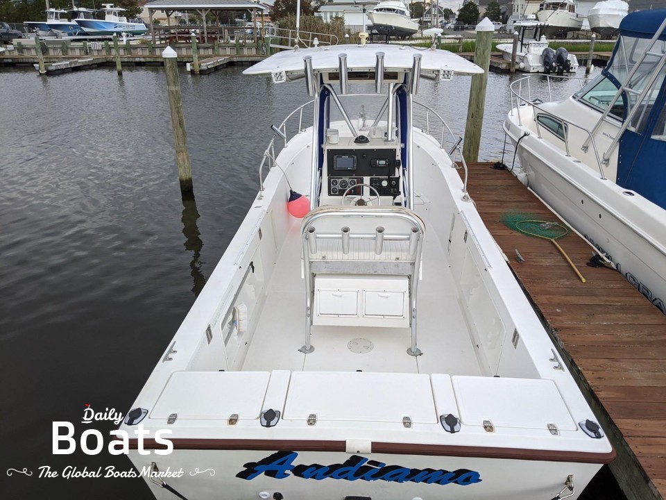 2000 True World Marine 24 Center Console for sale. View price, photos ...