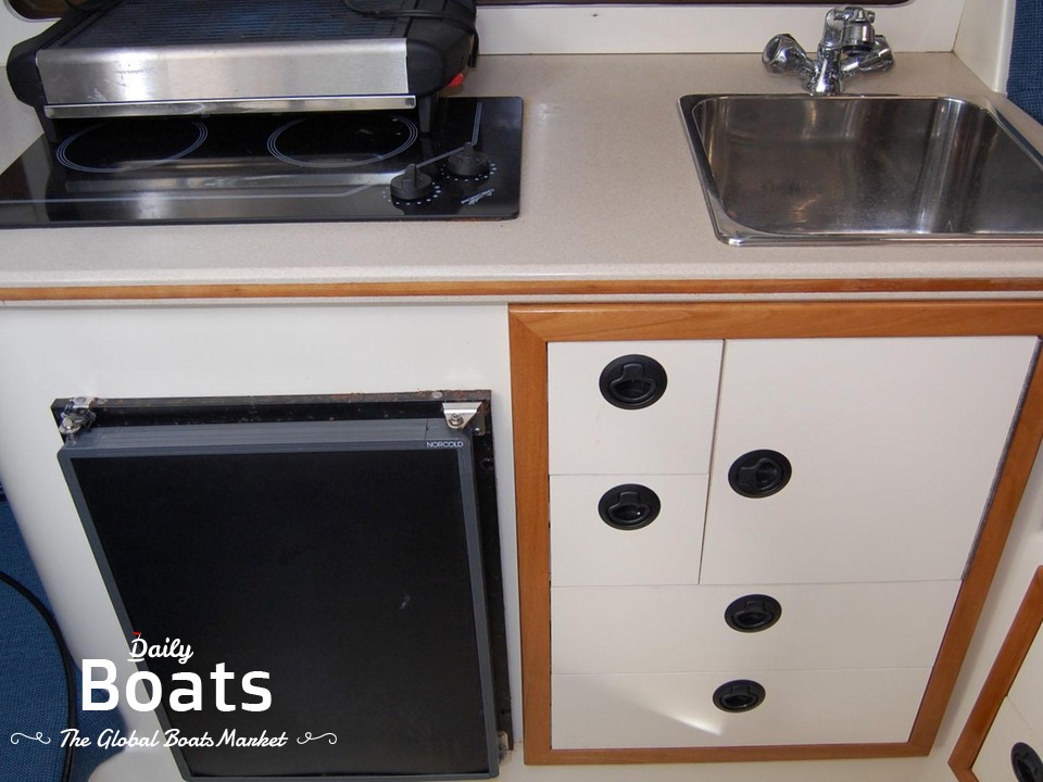 2001 Albin 31 Tournament Express for sale. View price, photos and Buy ...