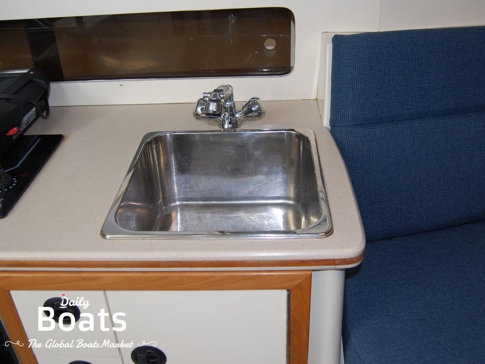 2001 Albin 31 Tournament Express for sale. View price, photos and Buy ...