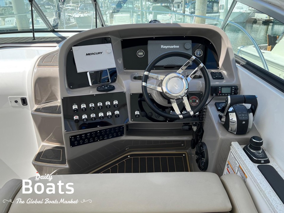 2017 Rinker 370 Ex for sale. View price, photos and Buy 2017 Rinker 370 ...