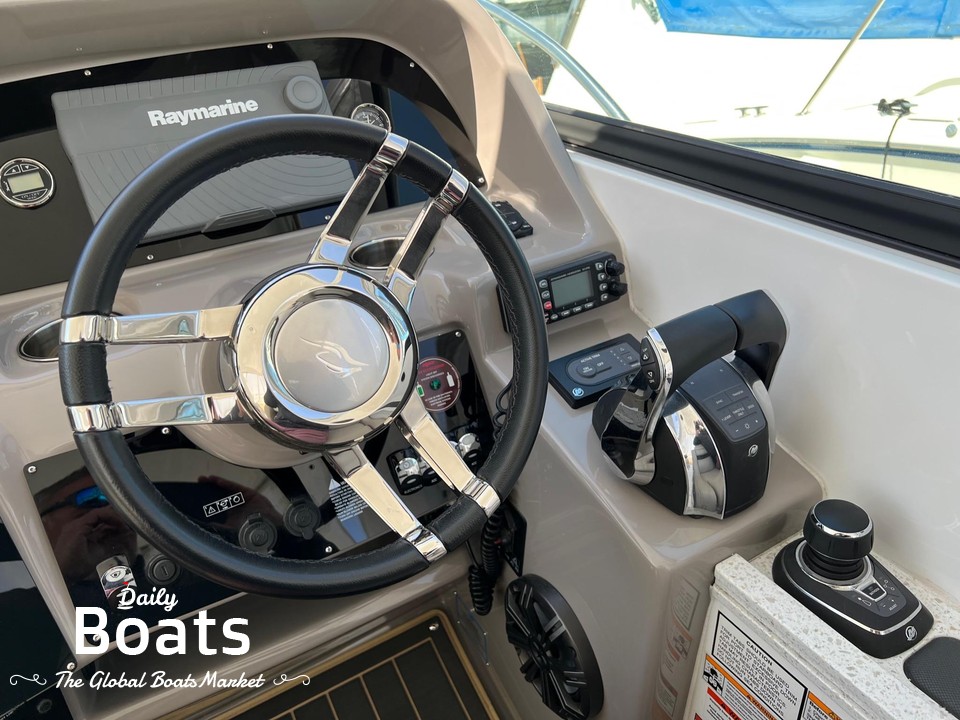 2017 Rinker 370 Ex for sale. View price, photos and Buy 2017 Rinker 370 ...