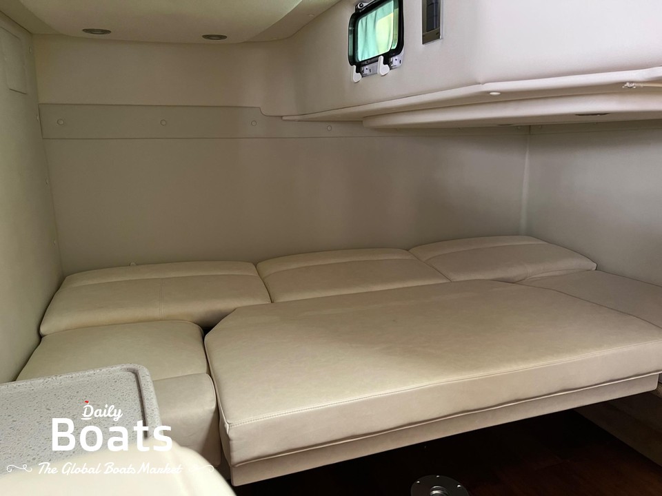 2017 Rinker 370 Ex for sale. View price, photos and Buy 2017 Rinker 370 ...