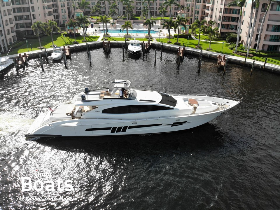2009 Lazzara Yachts 92 Lsx for sale. View price, photos and Buy 2009 ...