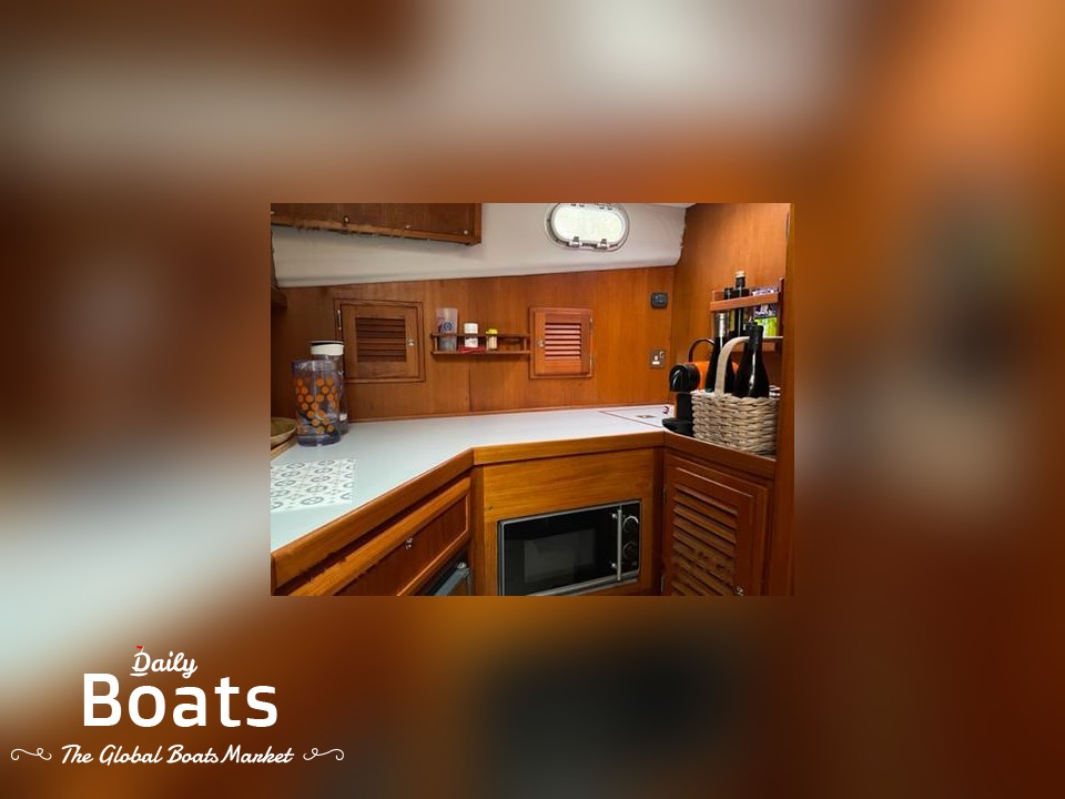 2002 Lochin 336 Sports Cruiser for sale. View price, photos and Buy ...