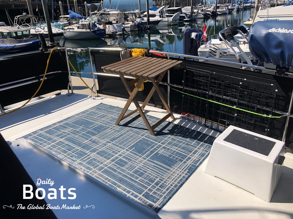 1989 Cooper Prowler 10M Aft Cabin for sale. View price, photos and Buy ...