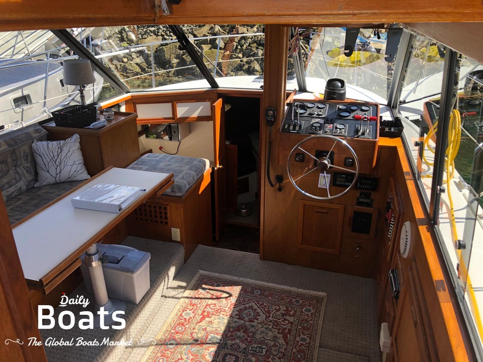 1989 Cooper Prowler 10M Aft Cabin for sale. View price, photos and Buy ...