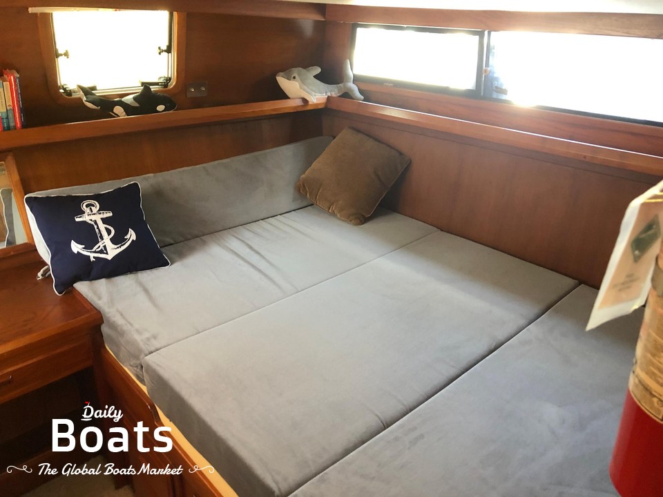 1989 Cooper Prowler 10M Aft Cabin for sale. View price, photos and Buy ...