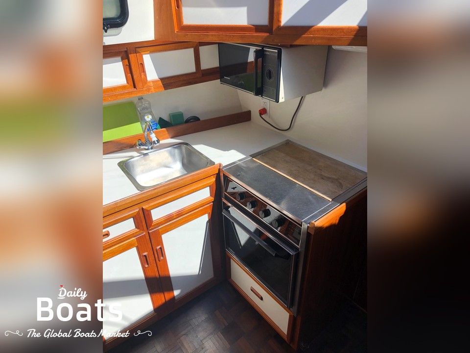 1989 Cooper Prowler 10M Aft Cabin for sale. View price, photos and Buy ...