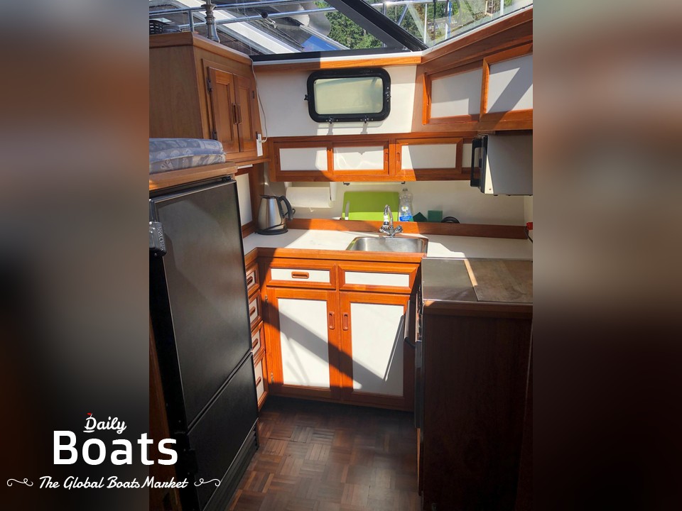 1989 Cooper Prowler 10M Aft Cabin for sale. View price, photos and Buy ...