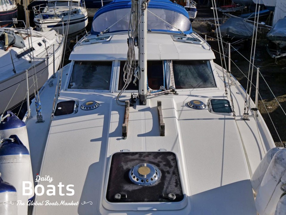 1988 Moody Eclipse 33 for sale. View price, photos and Buy 1988 Moody ...