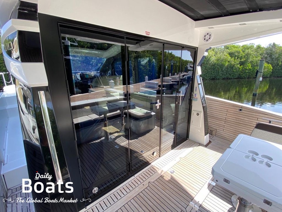 2021 Galeon 410 Htc for sale. View price, photos and Buy 2021 Galeon ...