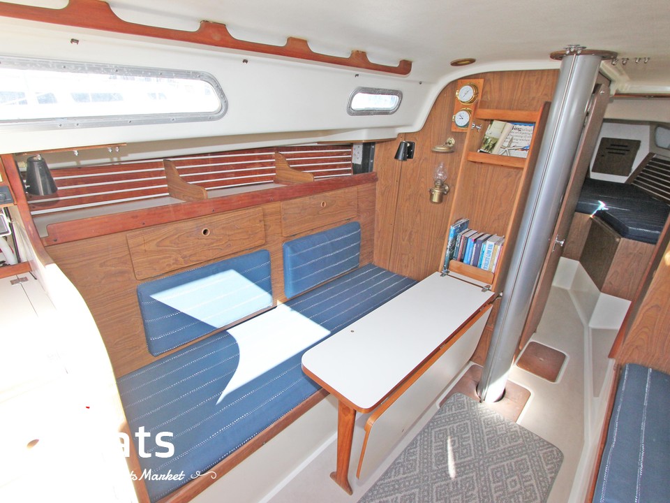 1977 Pearson 10M for sale. View price, photos and Buy 1977 Pearson 10M ...