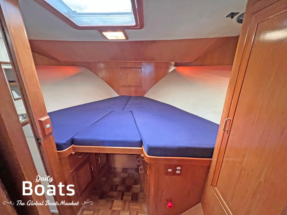 1988 Ocean Alexander 42 for sale. View price, photos and Buy 1988 Ocean ...