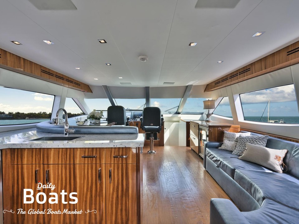 2014 Hatteras 80 My for sale. View price, photos and Buy 2014 Hatteras ...