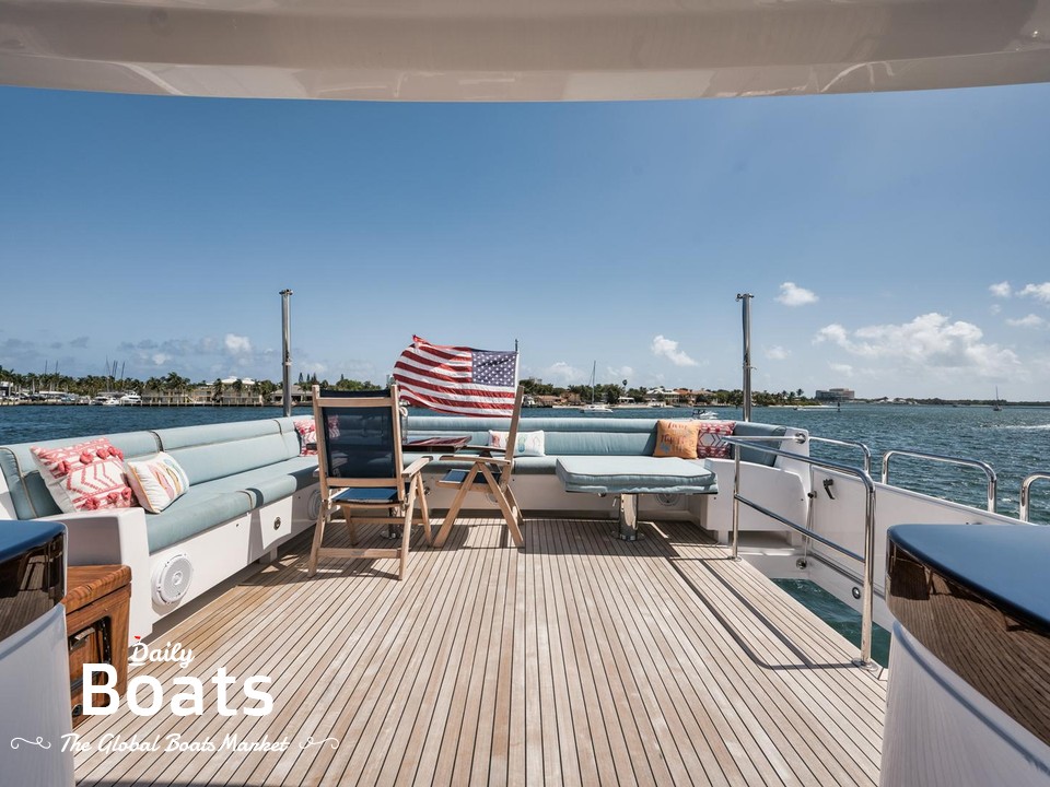 2014 Hatteras 80 My for sale. View price, photos and Buy 2014 Hatteras ...