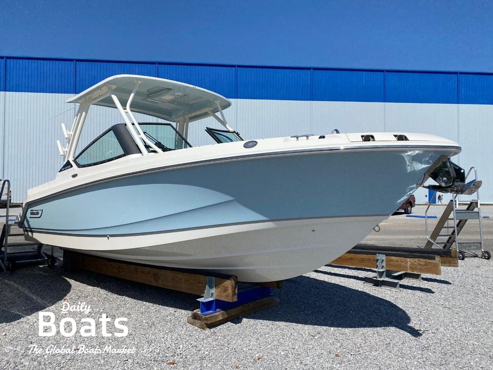 2022 Boston Whaler 240 Vantage for sale. View price, photos and Buy ...