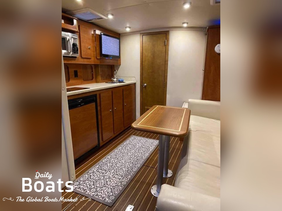 2007 Rinker 370 Express Cruiser for sale. View price, photos and Buy ...