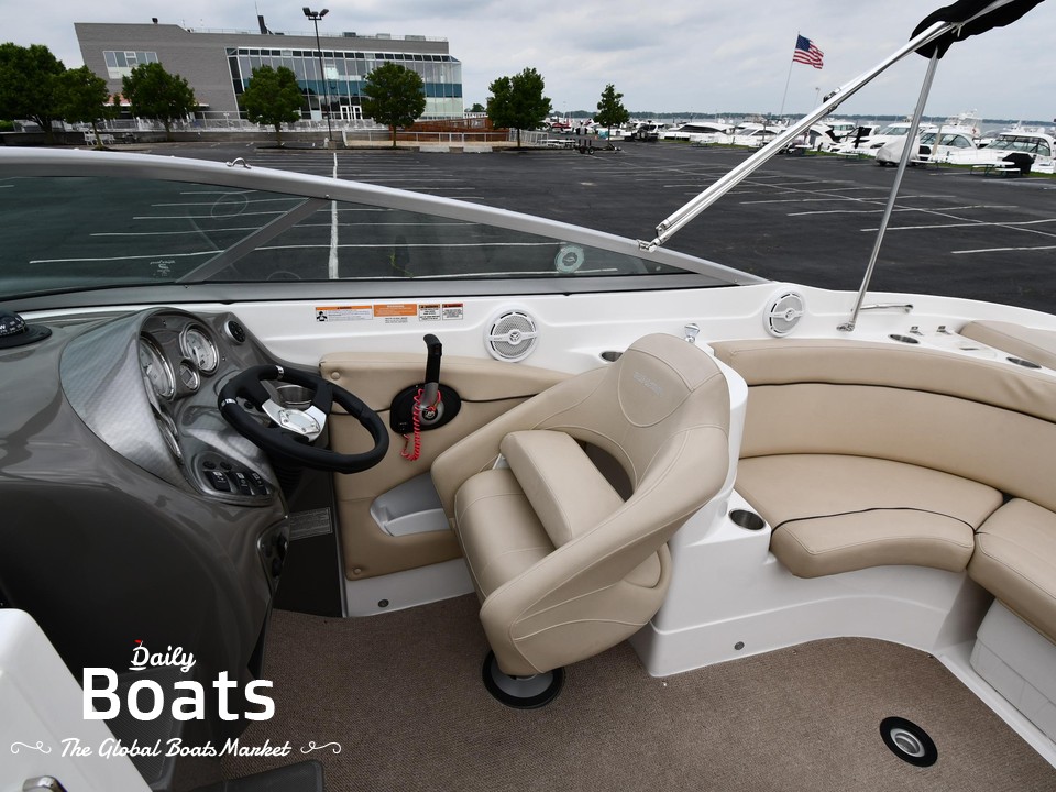 2014 Rinker 246 Captiva Cuddy for sale. View price, photos and Buy 2014 ...