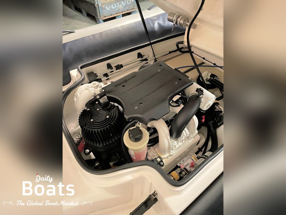 2017 Williams Jet Tenders Turbojet 285 for sale. View price, photos and ...