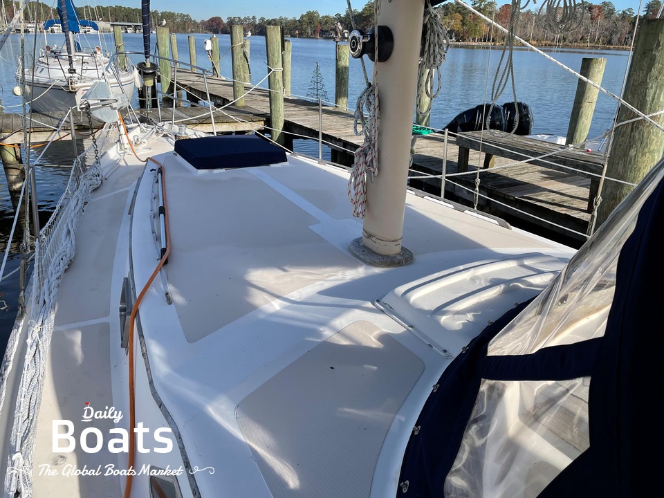 1976 Gulfstar 43 for sale. View price, photos and Buy 1976 Gulfstar 43 ...