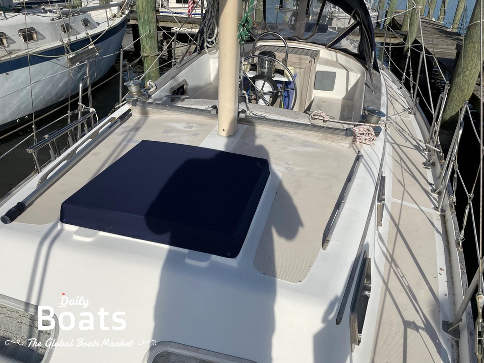 1976 Gulfstar 43 for sale. View price, photos and Buy 1976 Gulfstar 43 ...