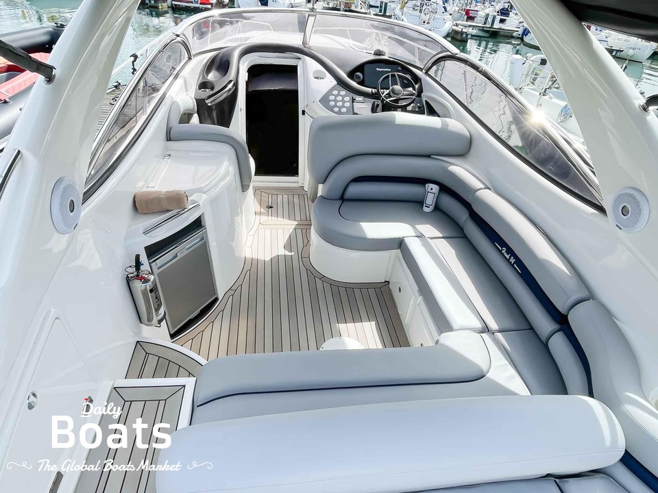 1999 Sunseeker Hawk 34 for sale. View price, photos and Buy 1999 ...