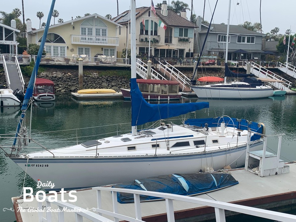 1983 Hunter 34 for sale. View price, photos and Buy 1983 Hunter 34 #293433