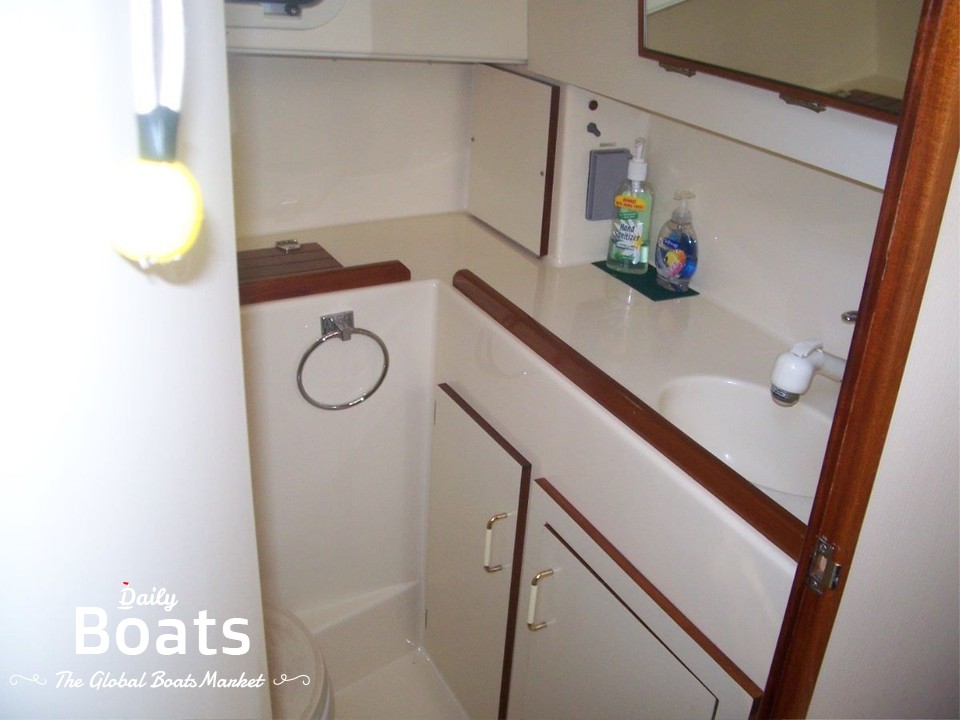 1999 Camano 31 Trawler for sale. View price, photos and Buy 1999 Camano ...